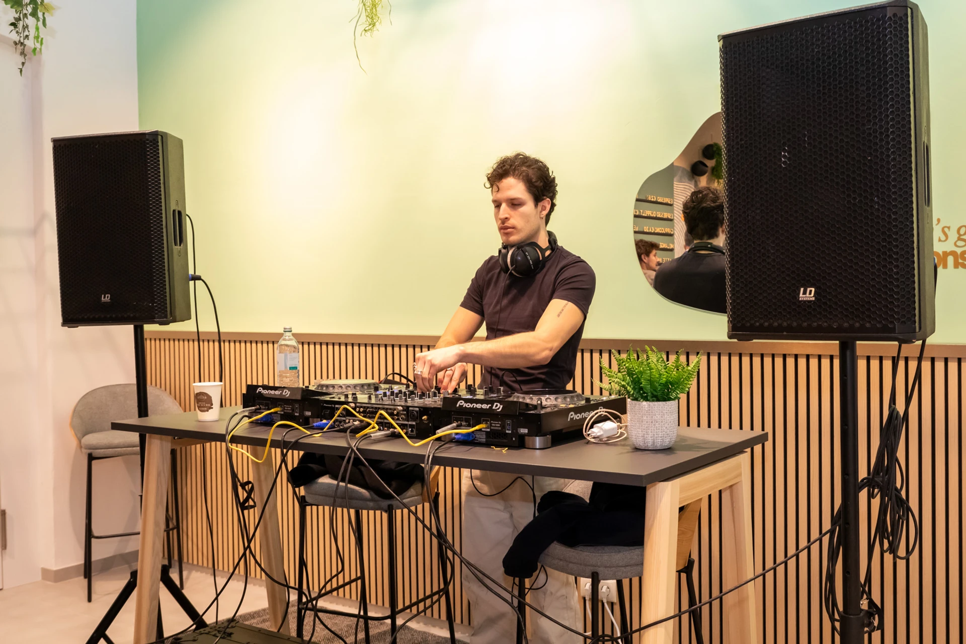 WMF Morning Coffee Rave