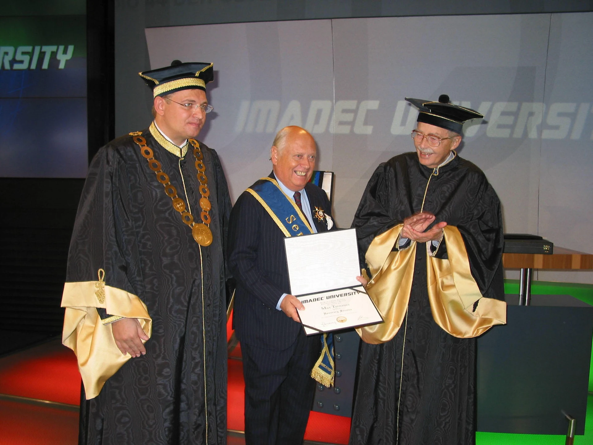 Die Turnauers - eine diskrete Dynastie