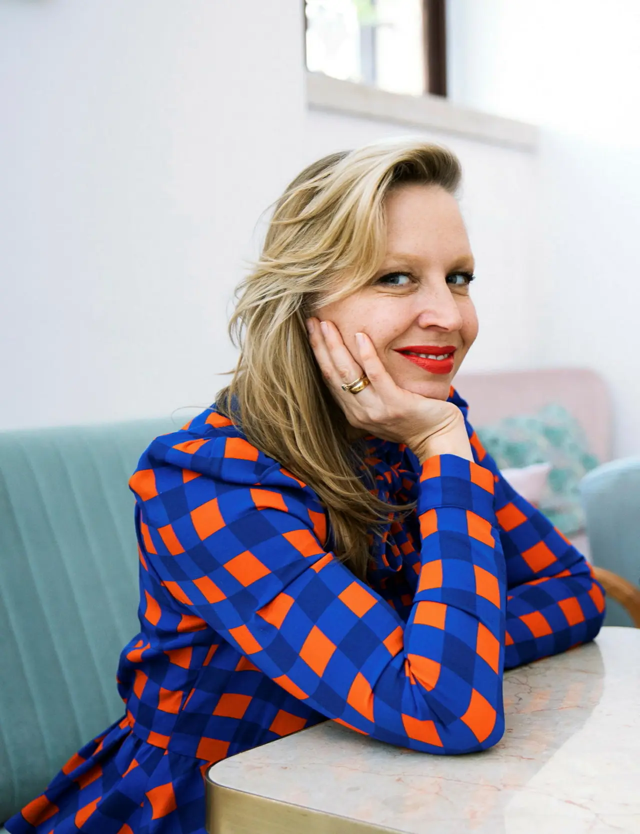 Nina Proll: Österreichische Schauspielerin, Sängerin und Tänzerin