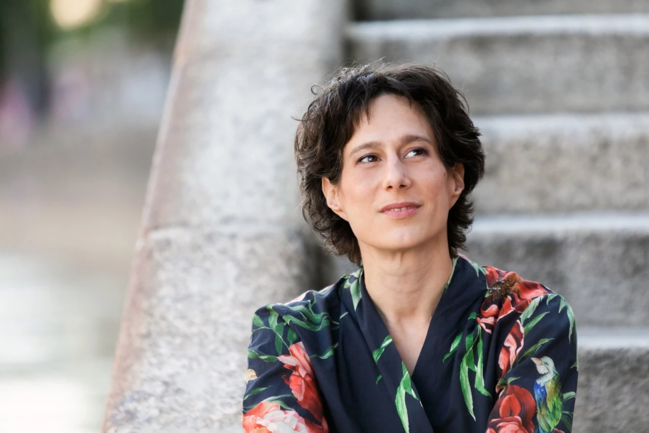 Rosa Lyon: "ZiB"-Moderatorin mit markanter Stimme