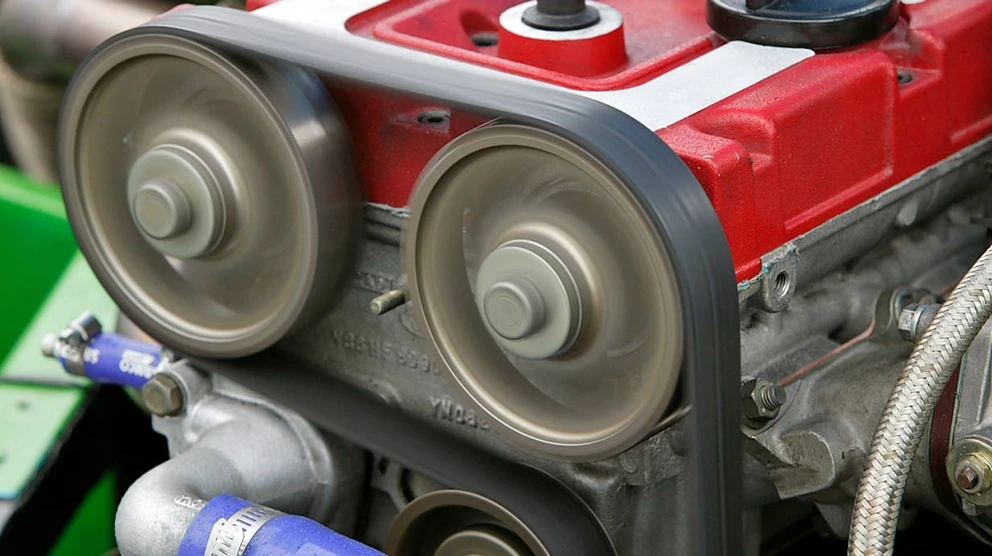 Der Zahnriemen im Auto: Funktionsweise, Vor- und Nachteile