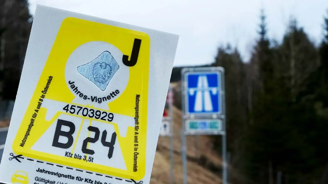 Autobahn-Vignette für Österreich 2024