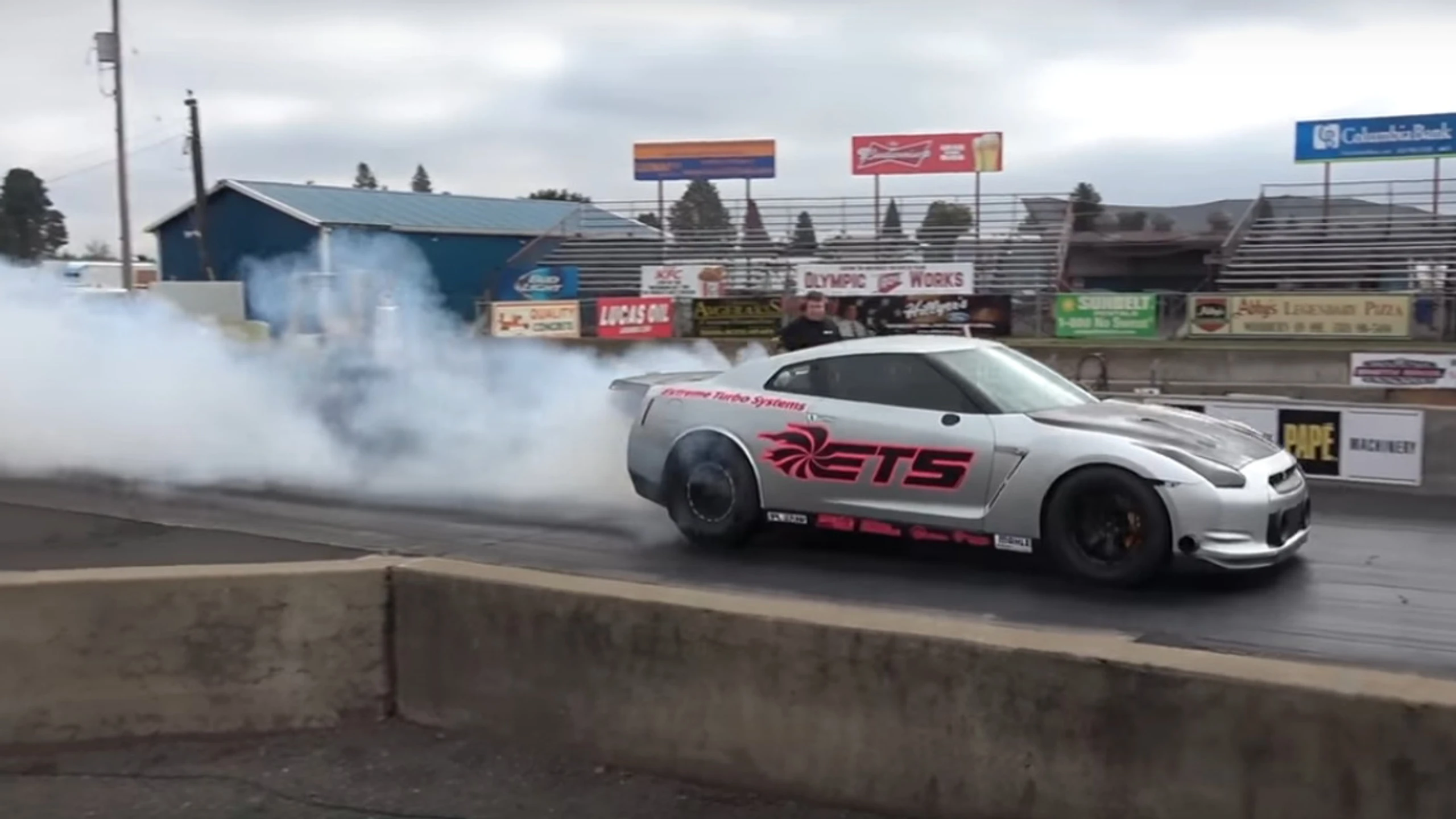 Neuer Weltrekord für den 3.000-PS-Nissan GT-R