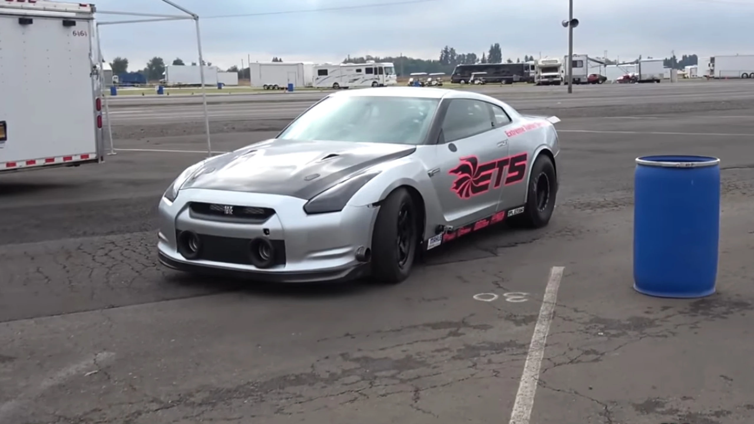 Neuer Weltrekord für den 3.000-PS-Nissan GT-R