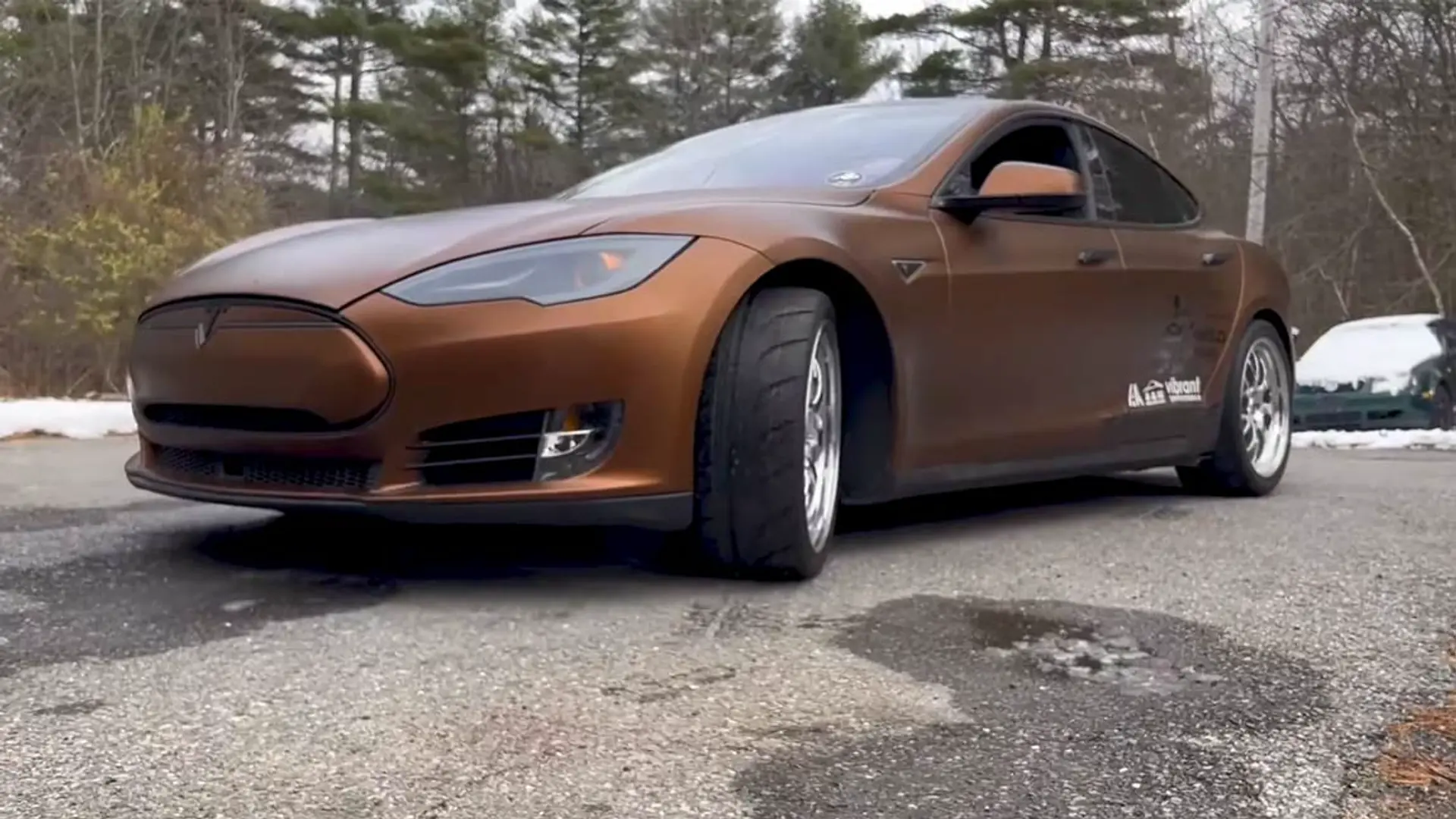 Der Tesla mit Camaro-V8