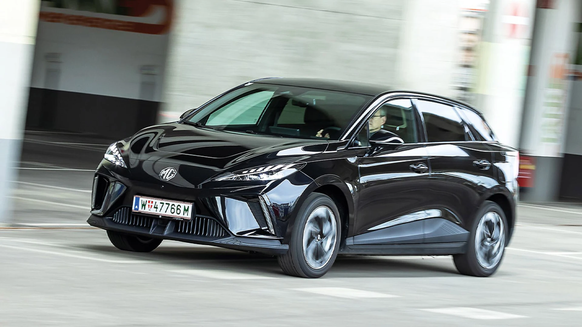MG ZS Hybrid+