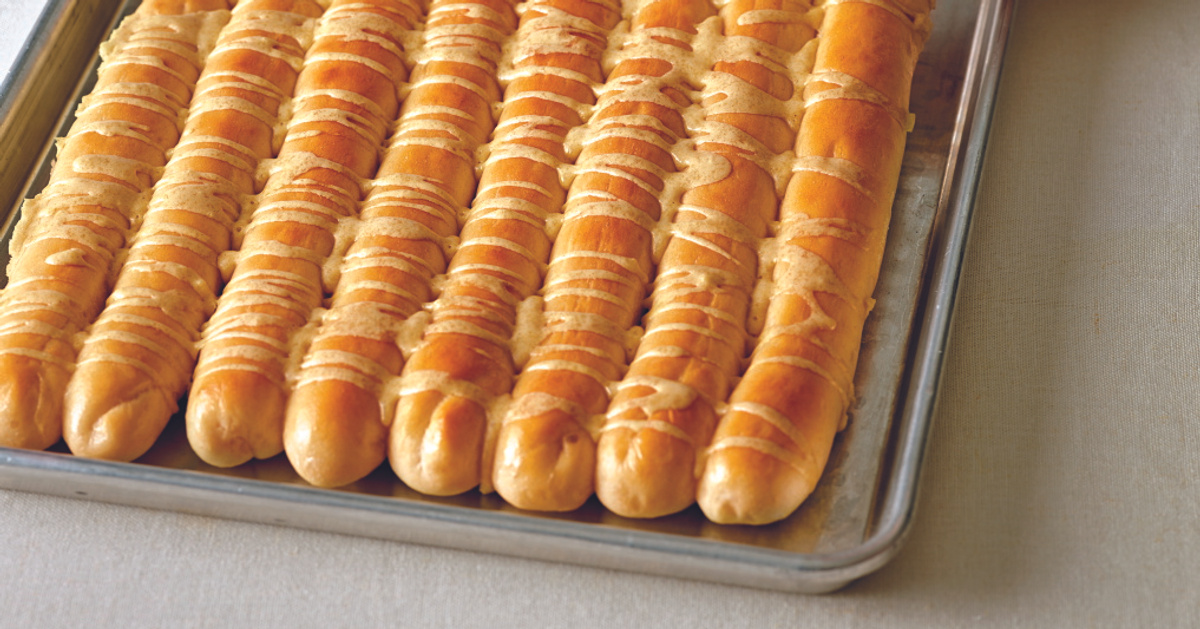 Slanci: Flaumige Salzstangerl • Rezept