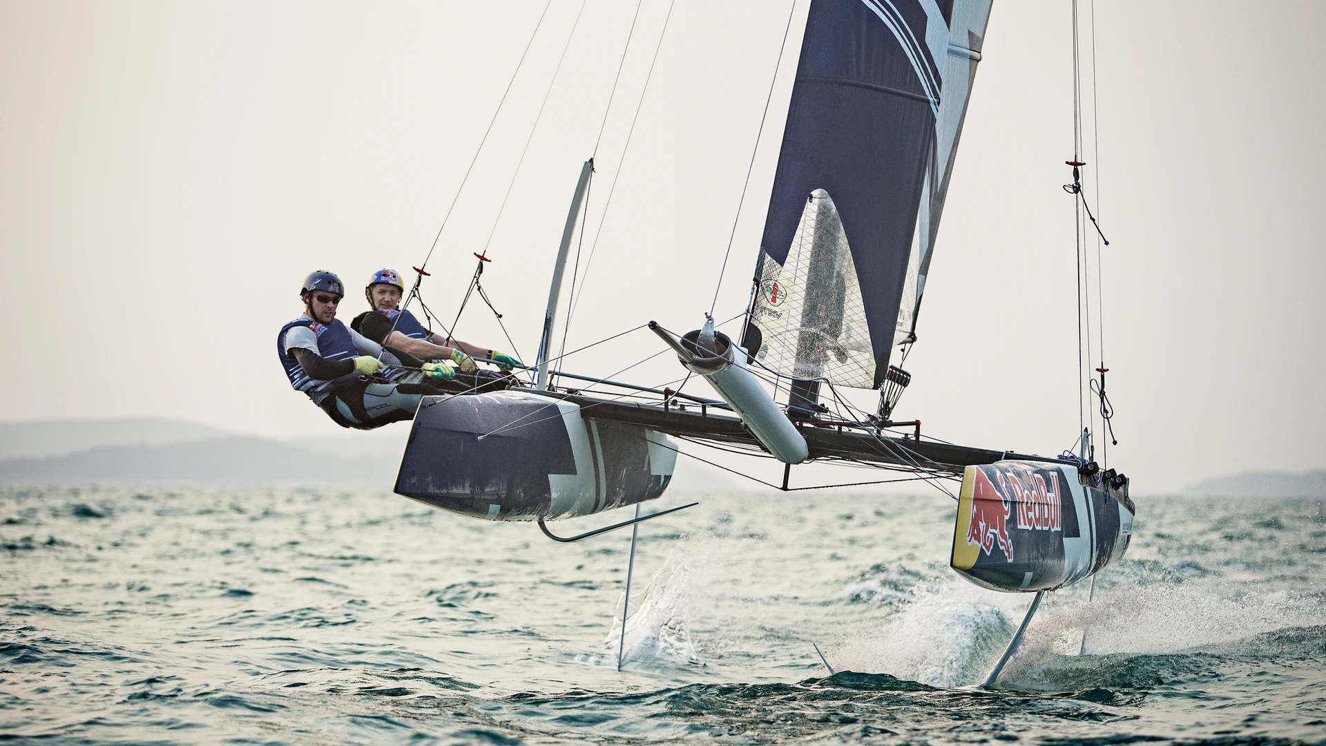 Red Bull Foiling Generation | Yachtrevue