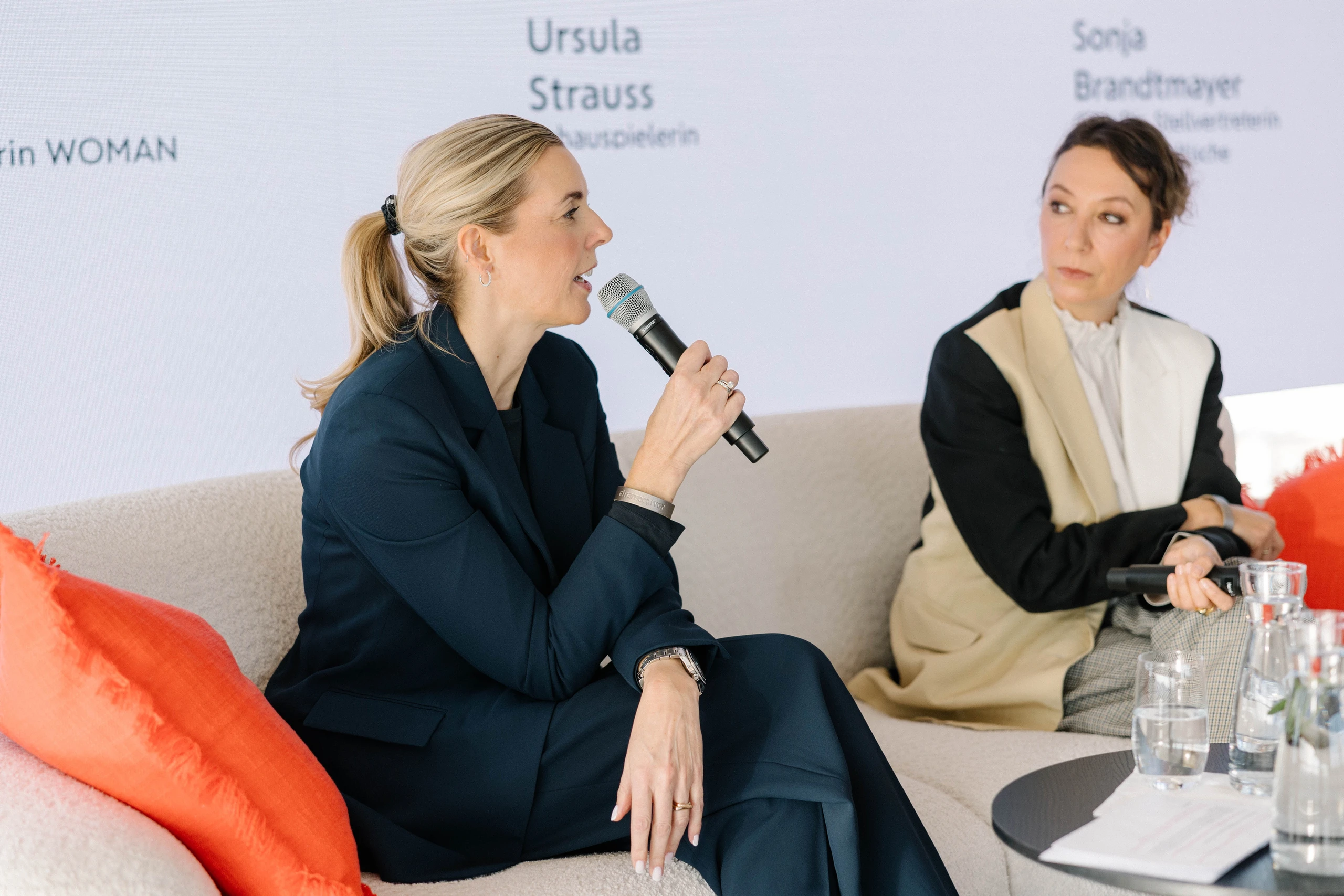 Ursula Strauss & Sonja Brandtmayer über die Macht von Frauen und Finanzen